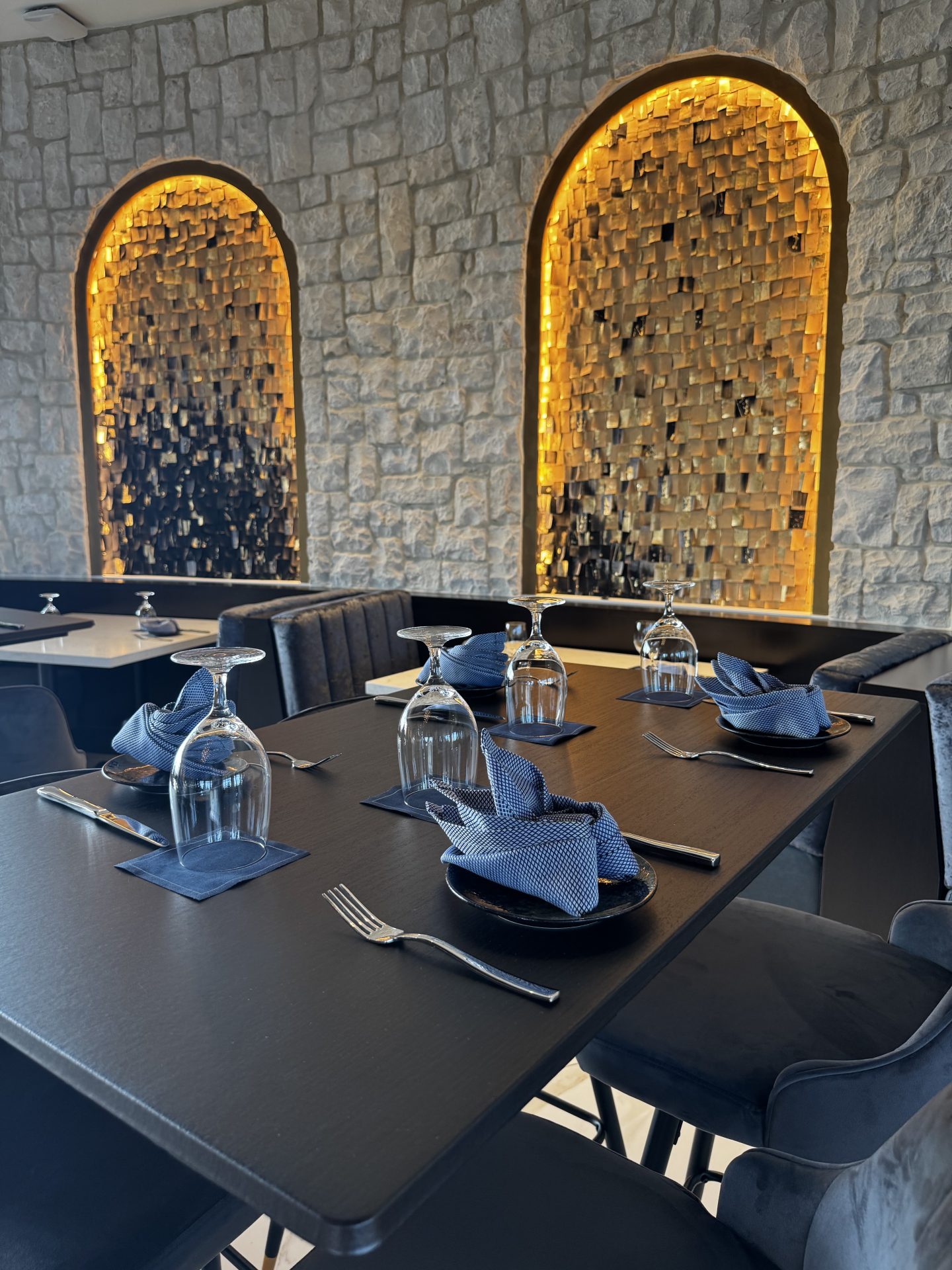 Epic Universe - Helios - Bar Helios Seating 1 -V | Wanderlust Social