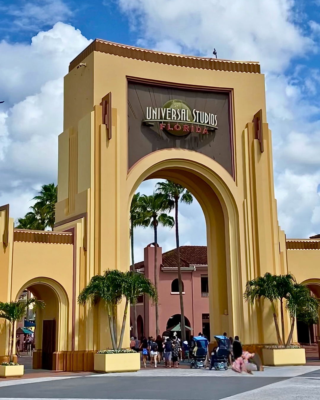 Universal Resorts - Universal Studios Florida Arch - WLS | Wanderlust ...