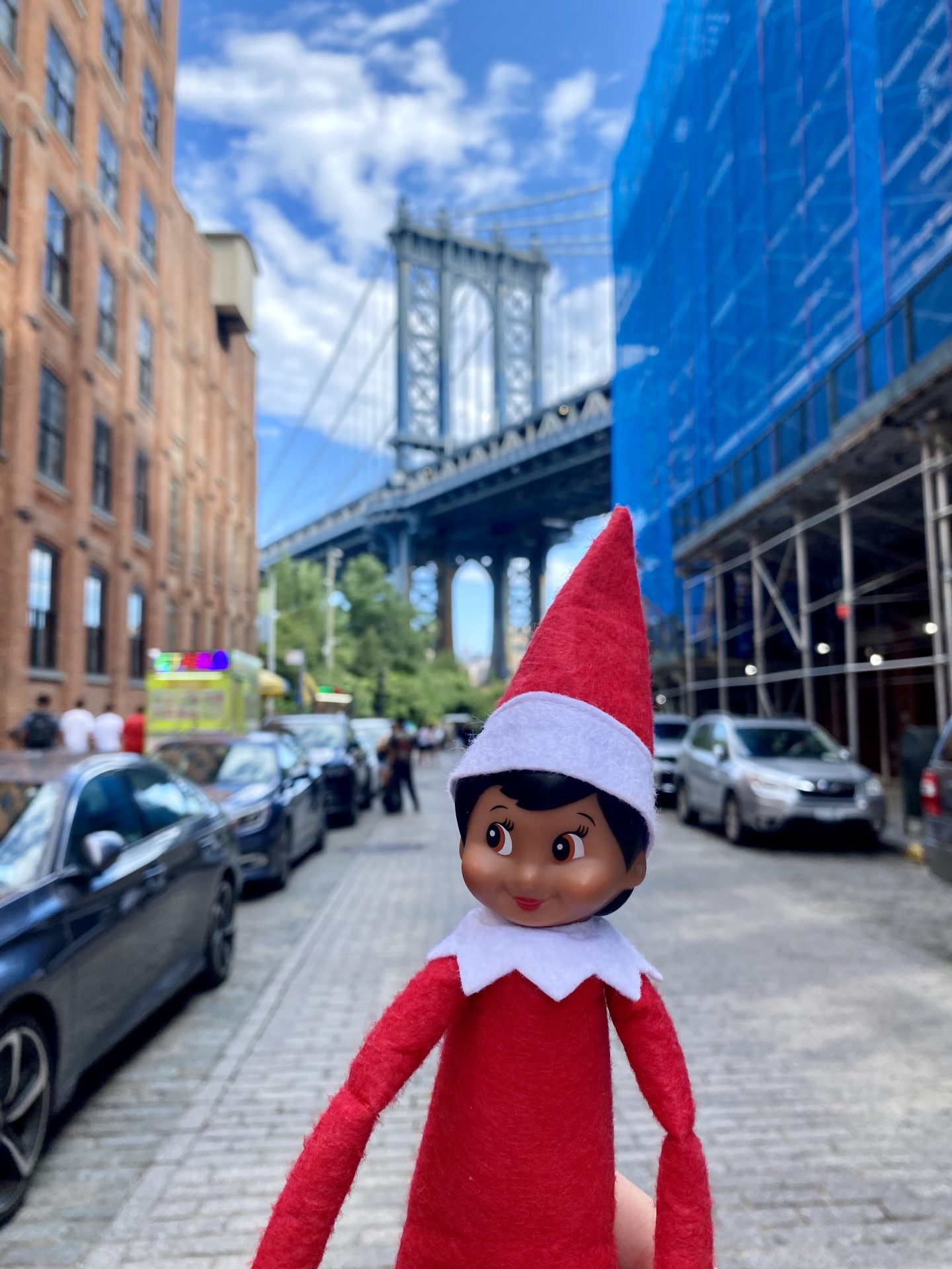 The Elf Travels The World - Elf at the Brooklyn Bridge - WLS ...